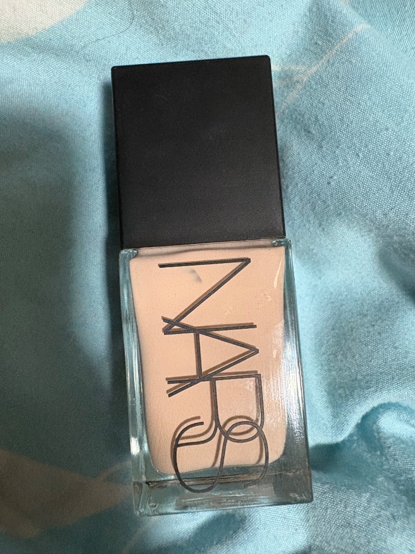 Nars light reflecting foundation oslo L1 粉底液, 美容＆個人護理, 健康及美容 - 皮膚護理 ...