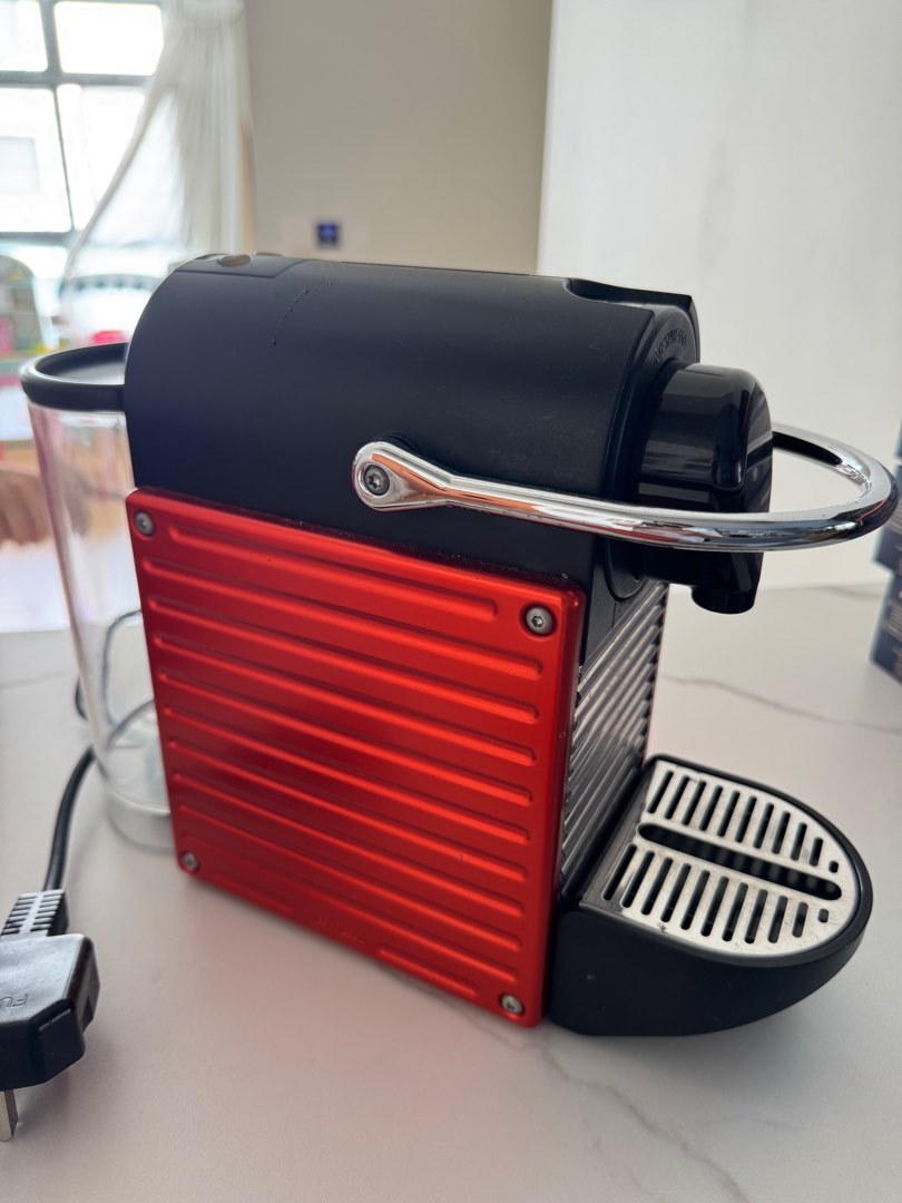 Nespresso Pixie Red Coffee Machine, TV & Home Appliances, Kitchen ...