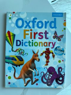 Oxford First Illustrated Dictionary, 興趣及遊戲, 書本 & 文具, 兒童書籍 - Carousell