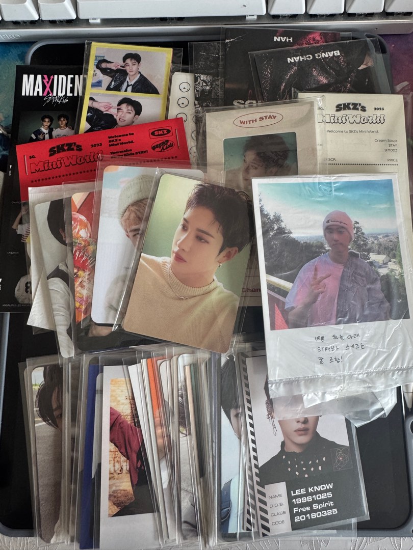 Stray Kids SKZ official merchandise set, Hobbies & Toys, Memorabilia ...
