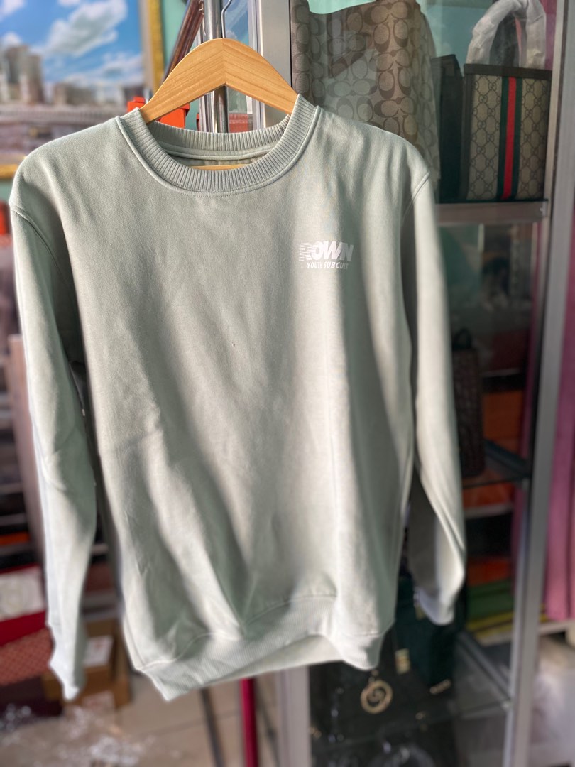 Sweater Rown Dvsn, Fesyen Wanita, Pakaian Wanita, Atasan di Carousell