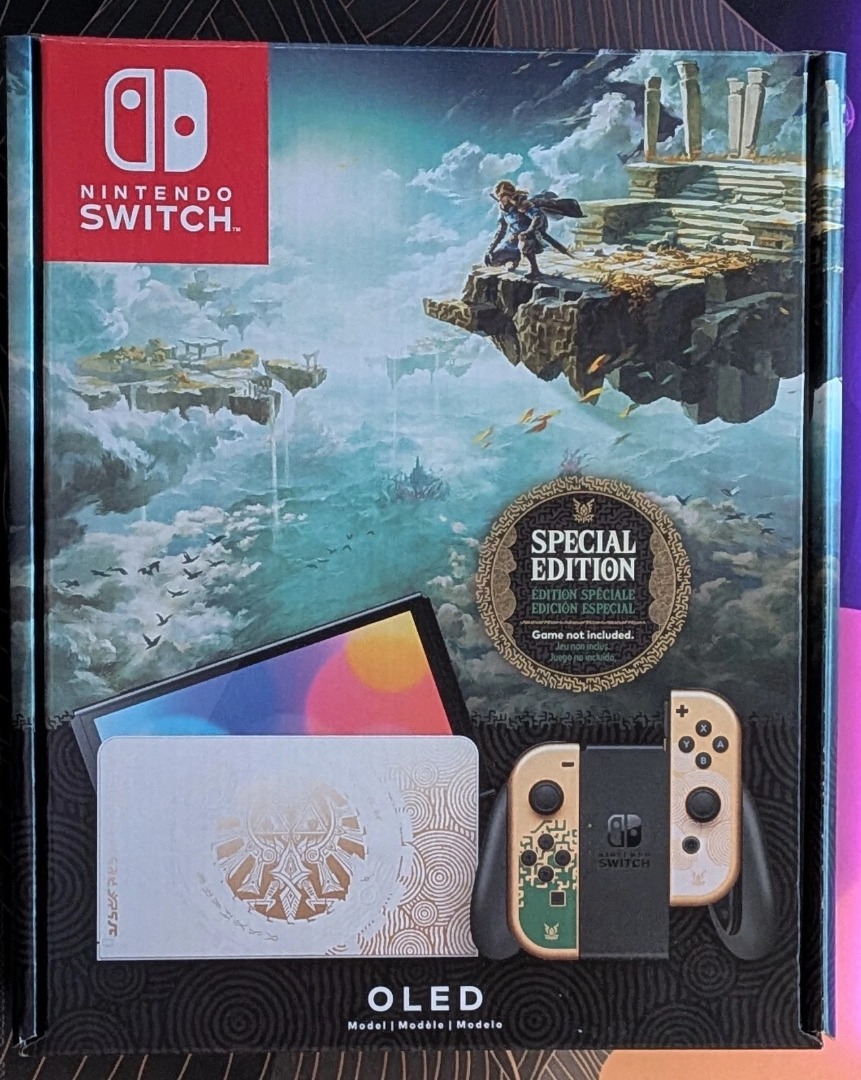 Switch OLED Zelda Limited Edition in Pristine Condition!, Video Gaming ...