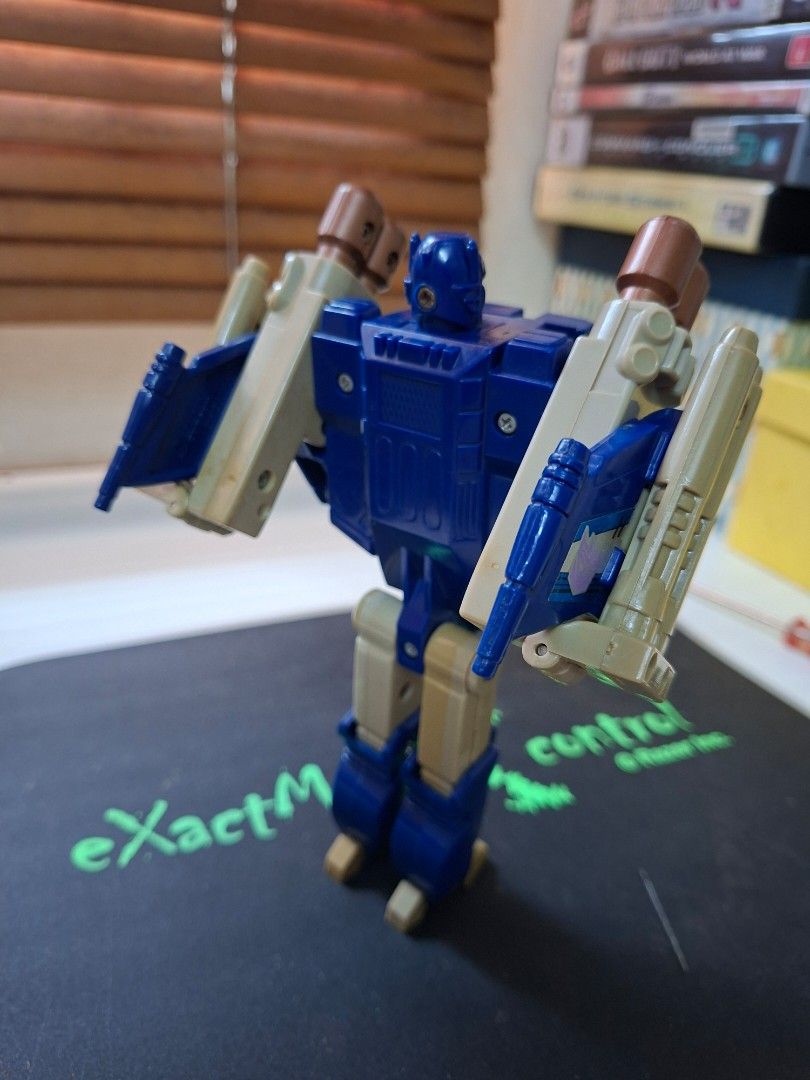 Transformers g1 targetmaster triggerhappy, Hobbies & Toys, Toys & Games ...