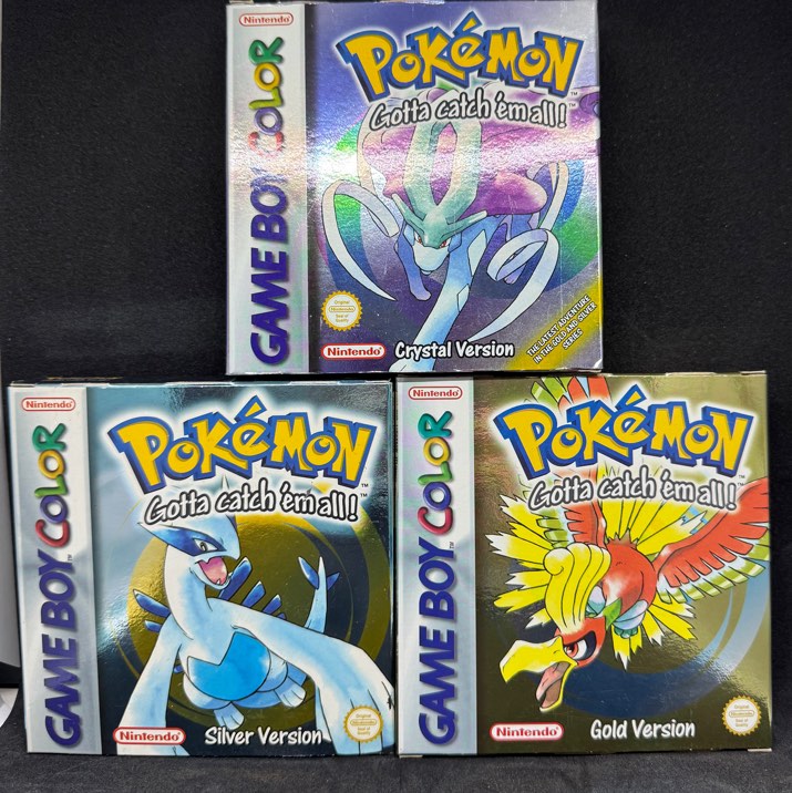 Vintage Pokemon Gameboy Colour / Color Pokemon Crystal / Pokemon gold ...