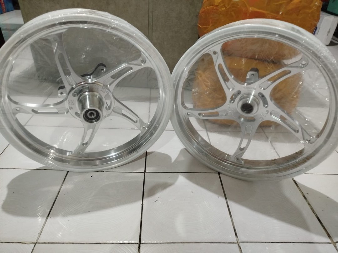Aerox Rims , Motorcycles, Motorcycle Accessories on Carousell