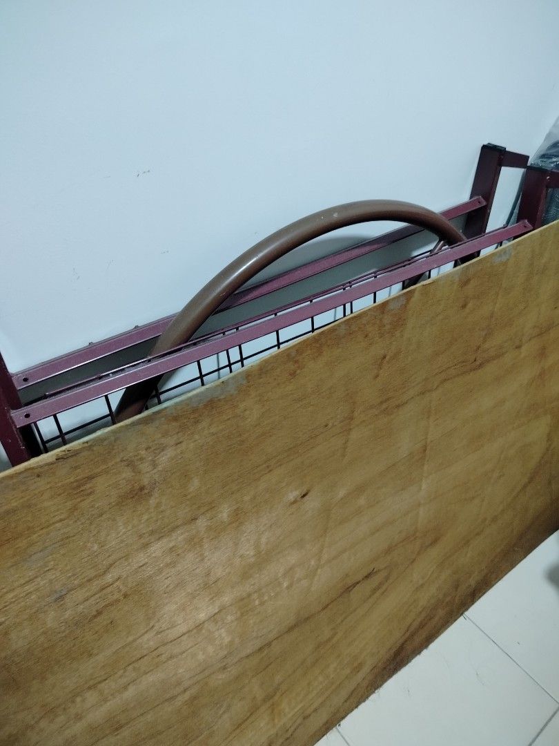 bed frame Katil besi bujang metal single bed, Furniture & Home Living ...