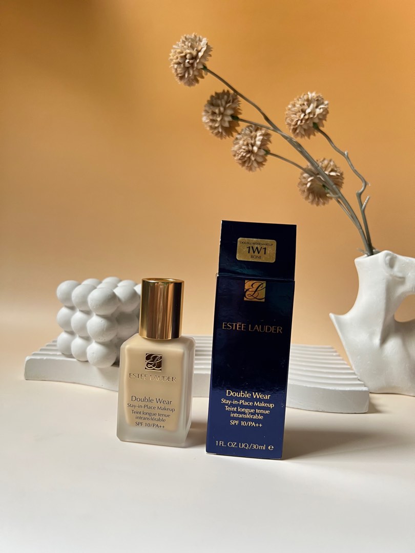 Estee Lauder Double Wear Foundation in 1W1 Bone FULL SIZE, Beauty ...