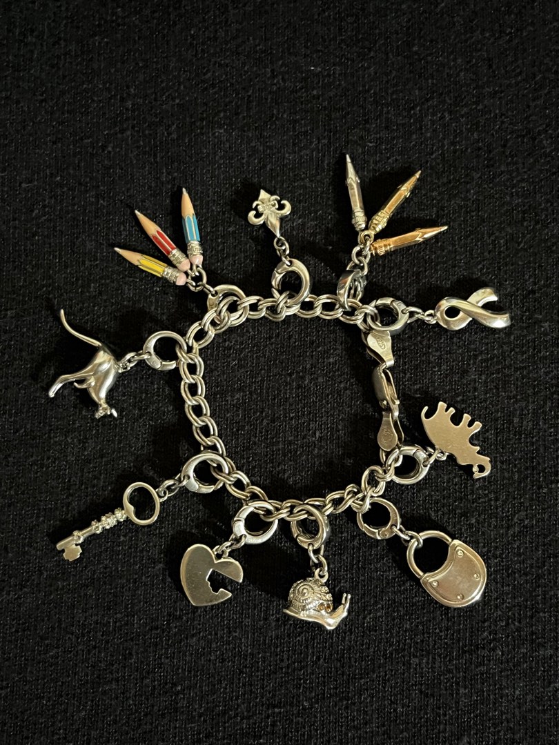 FOSSIL Authentic Bracelet with 10 Charms, Women's Fashion, Jewelry ...