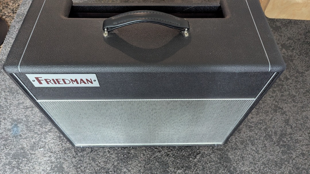 Friedman 1x12 Twin Sister Combo Cabinet with Celestion Redback, Hobbies ...