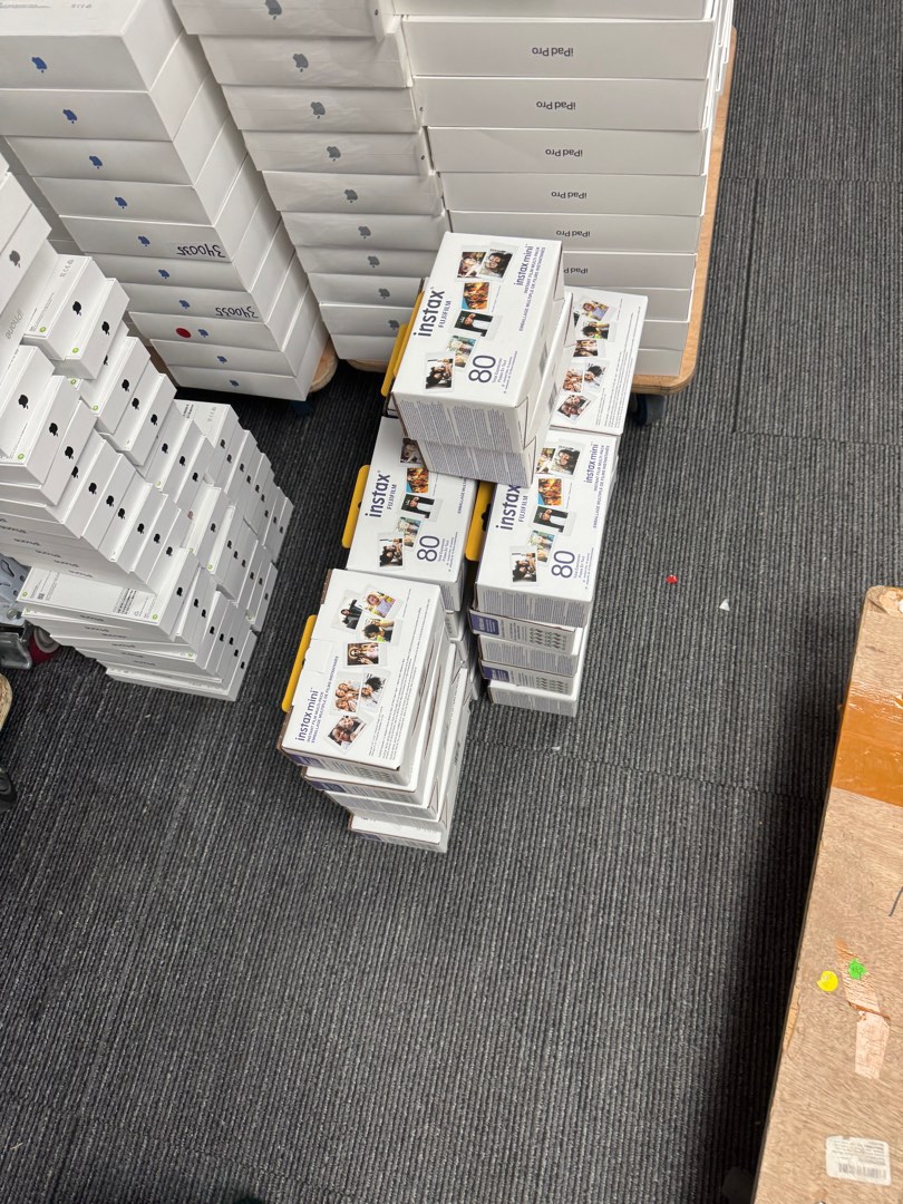 全新批發價Instax mini 白色相紙 80張, 攝影器材, 相機 - Carousell