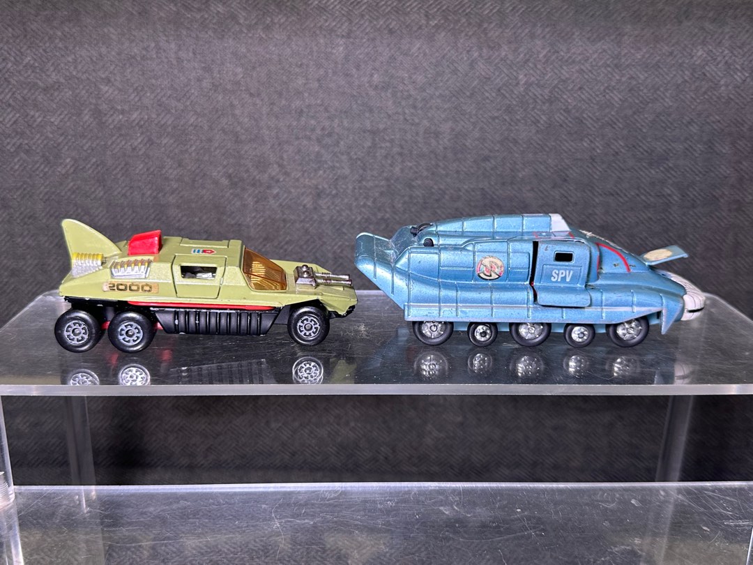 Matchbox Adventure 2000 K-2002 Flight Hunter and Captain Scarlet SPV ...