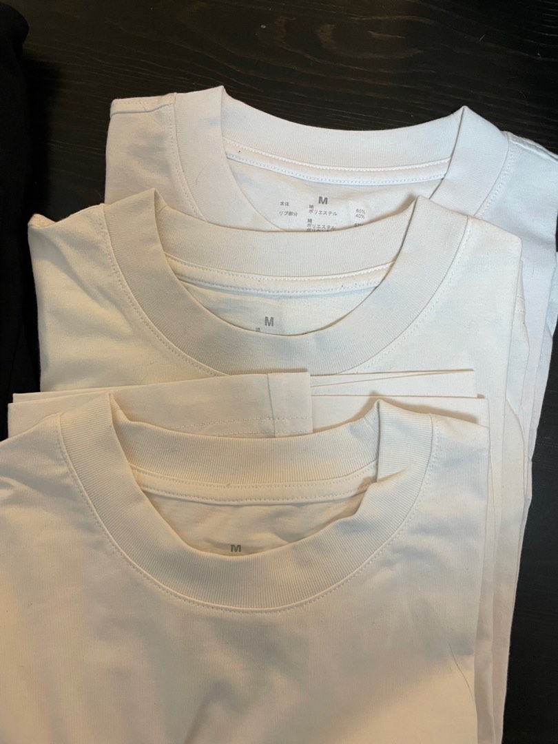 Muji T-shirt size M x5, 男裝, 上身及套裝, T-shirt、恤衫、有領衫 - Carousell