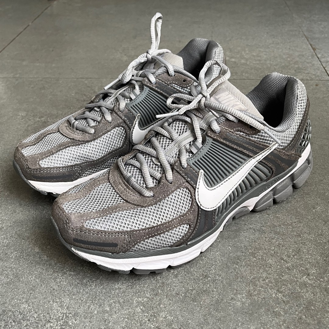 Nike Zoom Vomero 5 not Adidas Evo Sl Hoka Asics New Balance, Fesyen ...