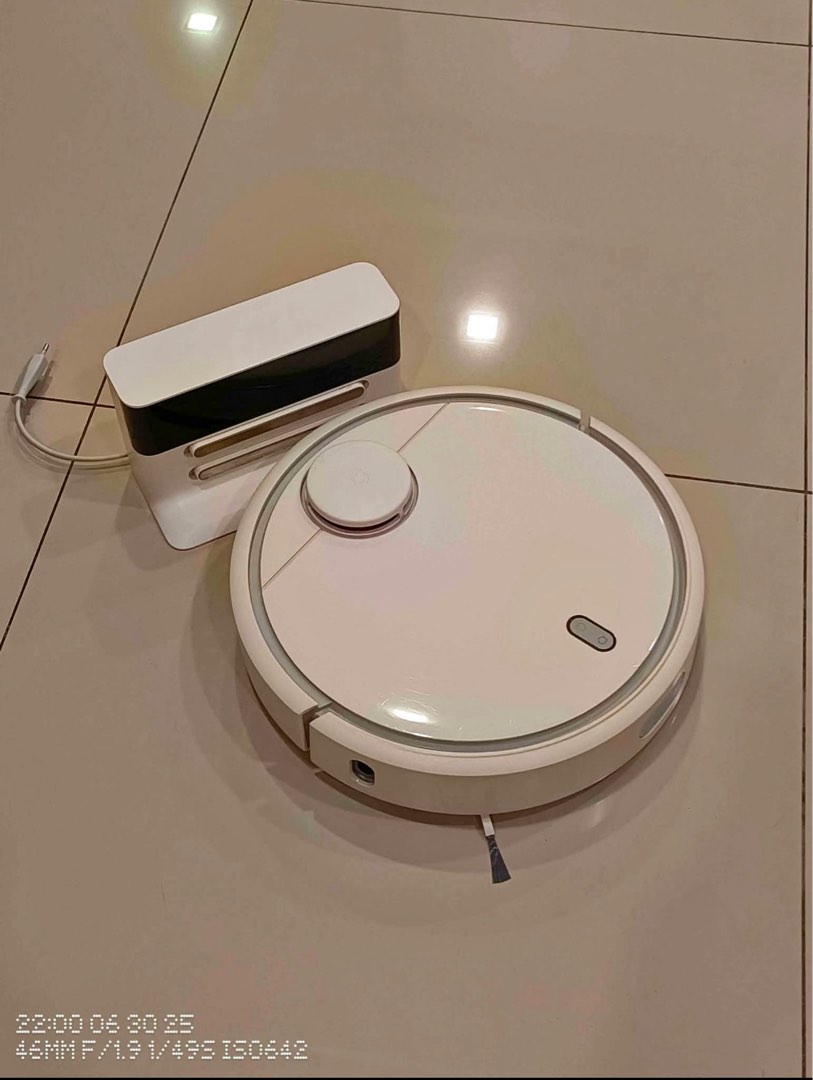Xiaomi First Robot Vacuum, TV & Home Appliances, Vacuum Cleaner ...