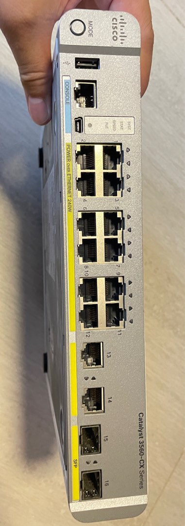 Cisco catalyst C3560-CX, 電腦＆科技, 商務用科技產品 - Carousell