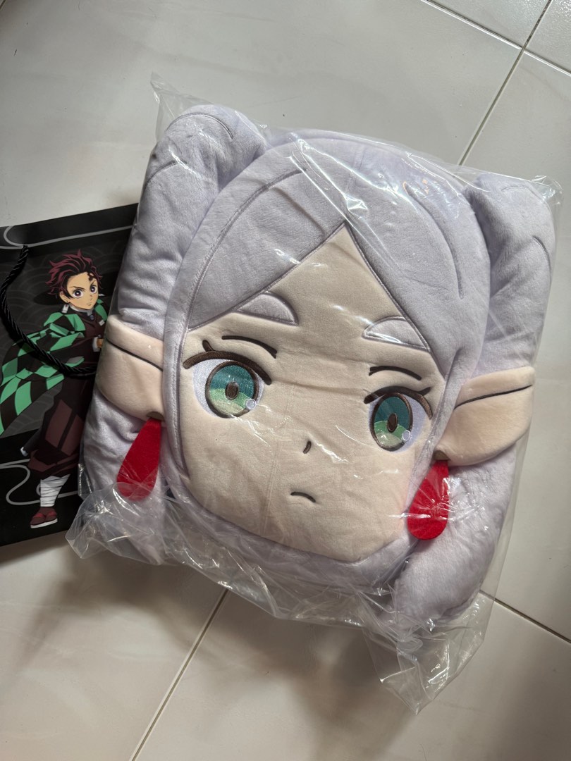Frieren: Beyond Journey's End Frieren Plush Backpack Kuji prize C ...