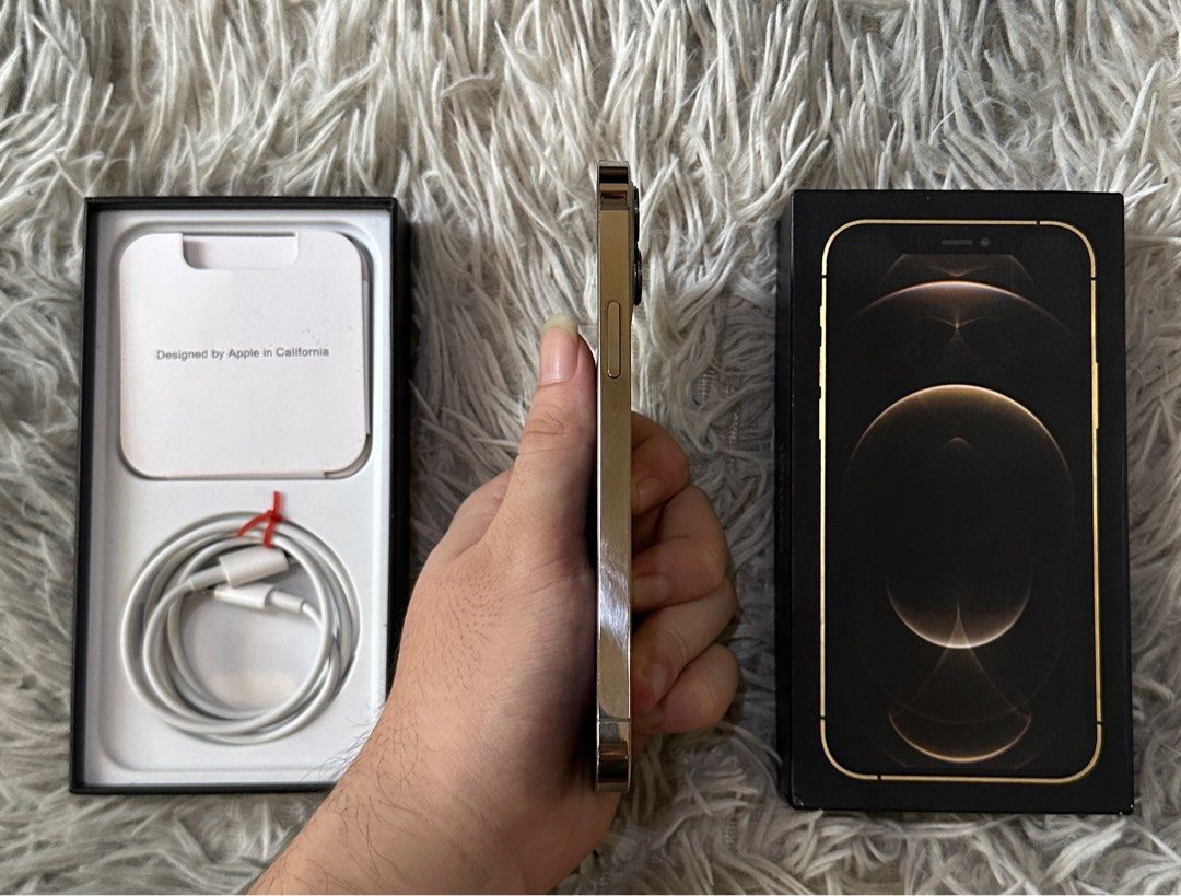 Iphone 12 Pro 256GB ibox BH 88% fullset!, Telepon Seluler & Tablet ...
