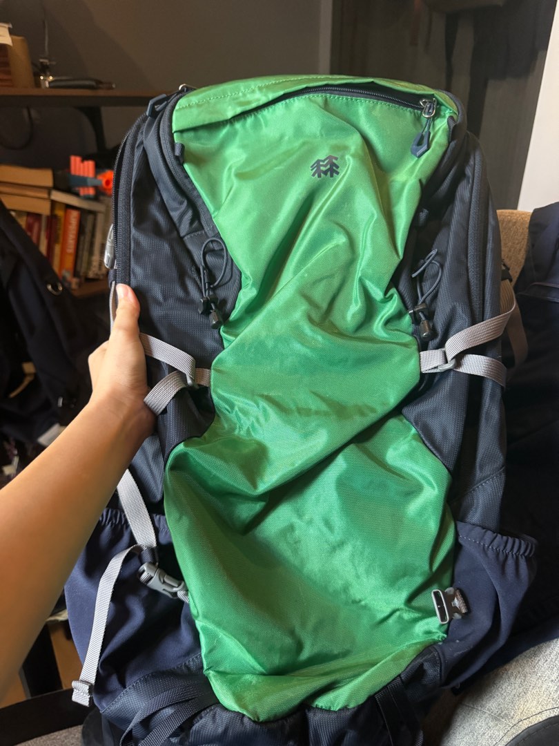 Korean brand Kolon Sports Hiking Backpack 30L, Men's Fashion, Bags ...