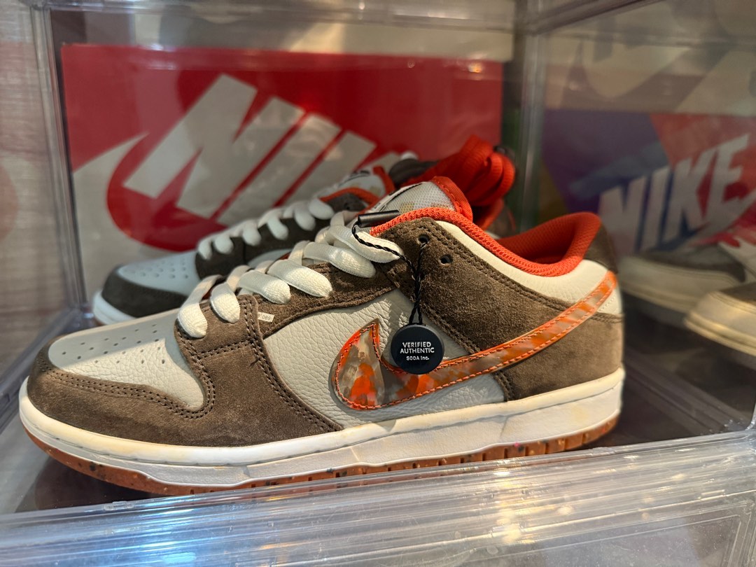 Nike SB Dunk Low Crushed DC, Men's Fashion, Footwear, Sneakers on Carousell