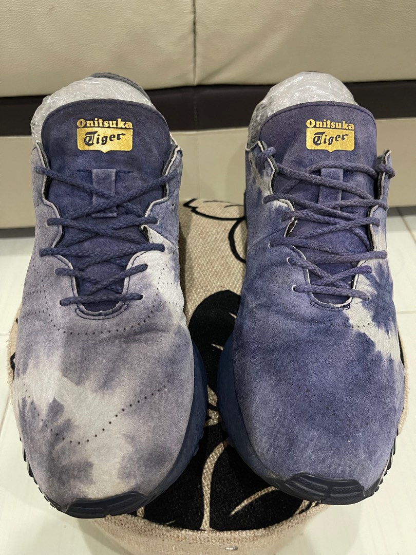 Onitsuka Tiger Samsara Lo Suede Leather, Men's Fashion, Footwear, Sneakers on Carousell