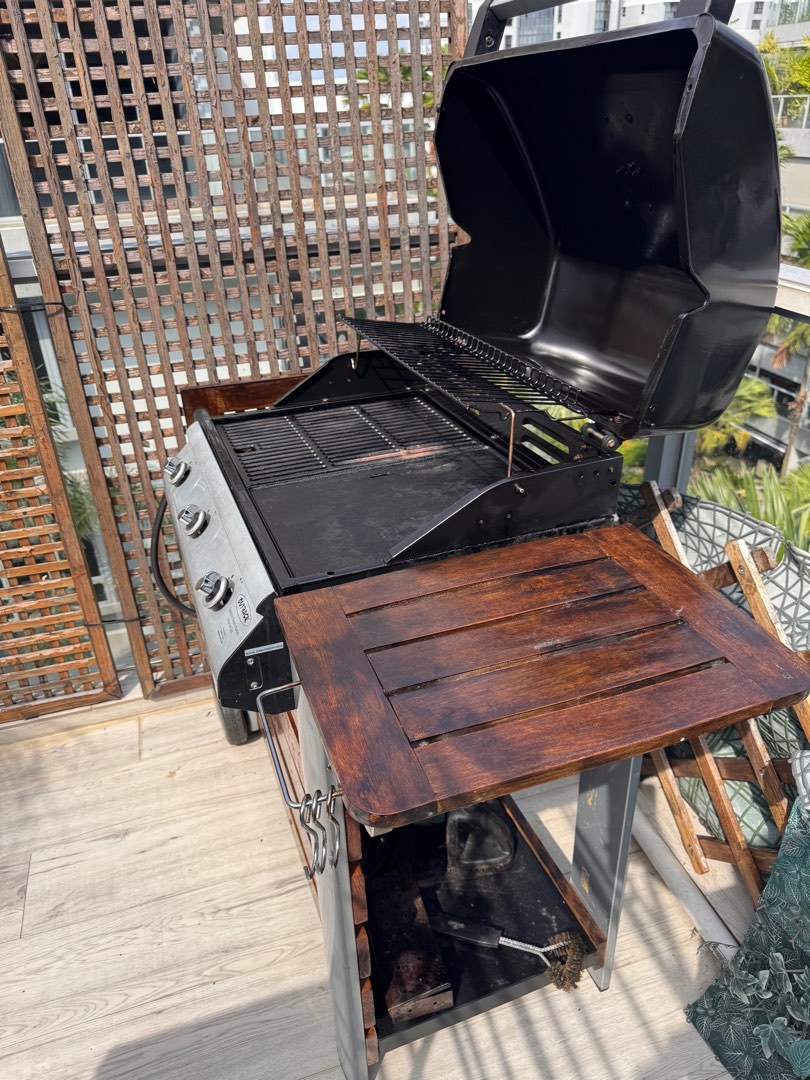 Outback 3-Burner Gas BBQ Grill, TV & Home Appliances, Kitchen ...