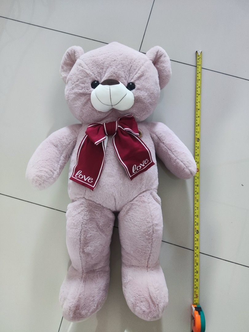 Pinky Bear 80-85cm, Community on Carousell
