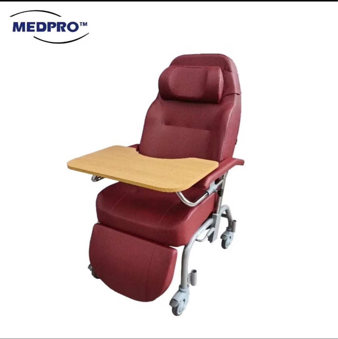 Vermeiren Normandie relax Geriatric chair mobility chair with wheels ...