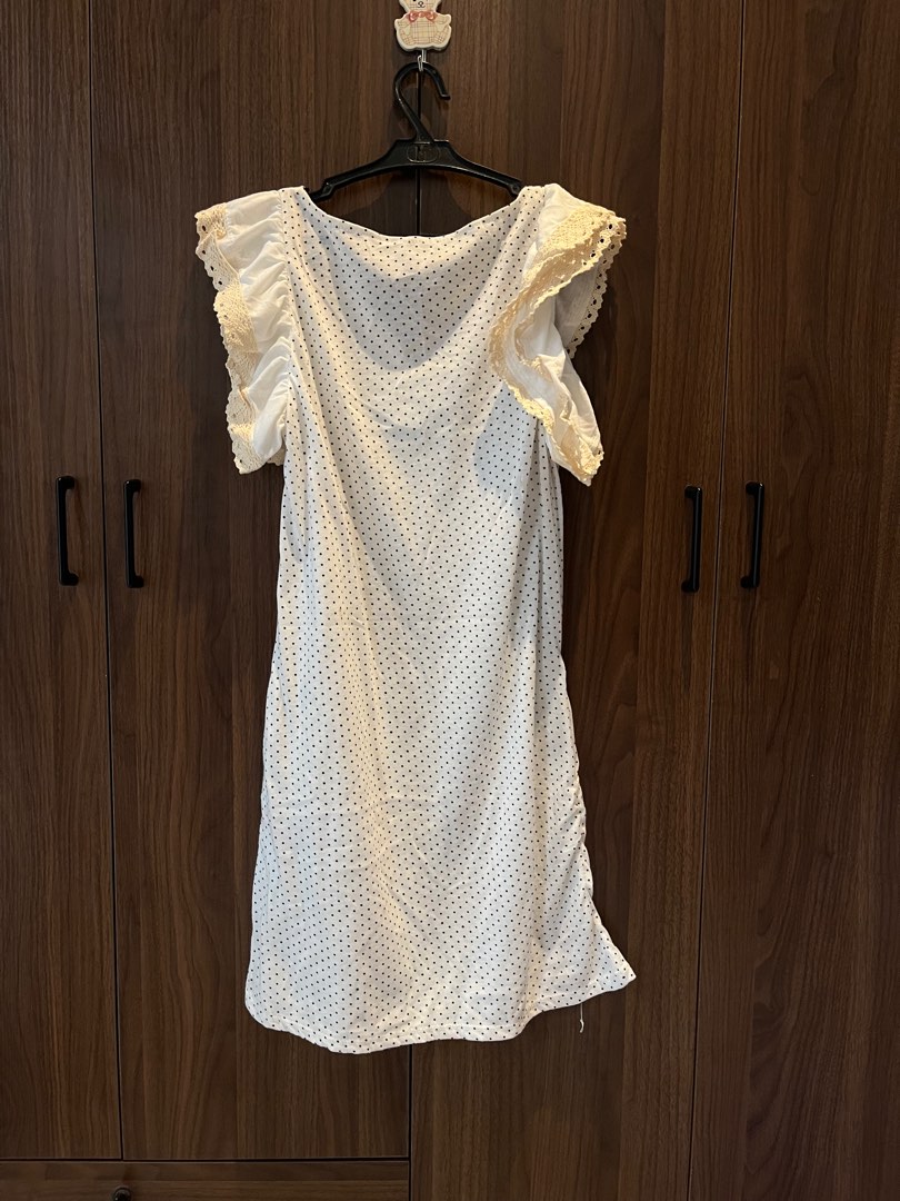 Coquette polka dots ruffle sleeves midi dress, Women's Fashion, Dresses ...