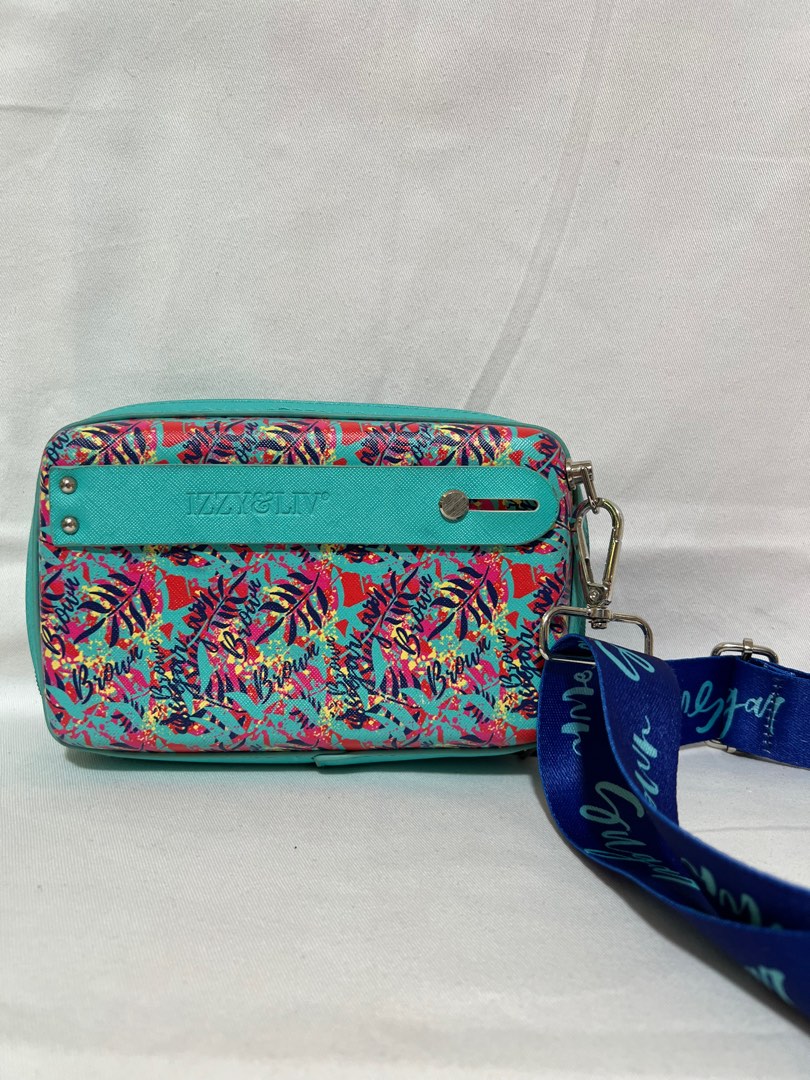 Izzy & Liv bag | 80s design | vintage , Women's Fashion, Bags & Wallets ...