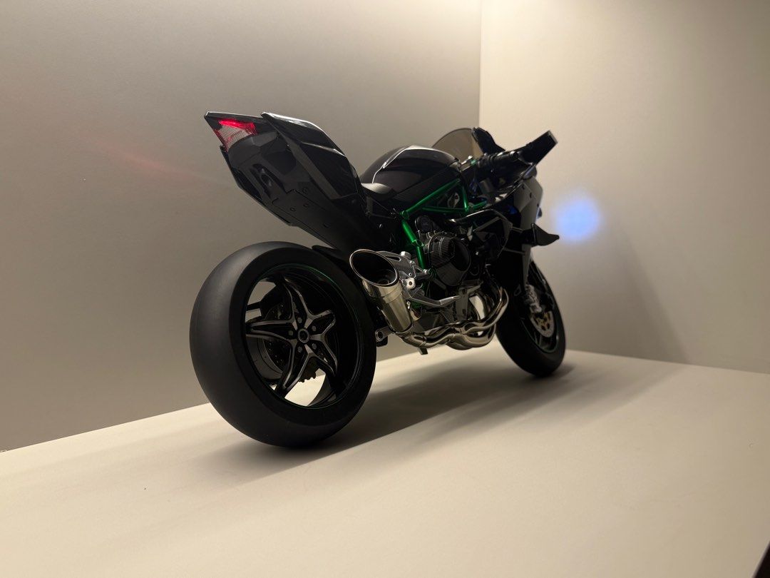 Kawasaki Ninja H2R, Hobbies & Toys, Toys & Games on Carousell