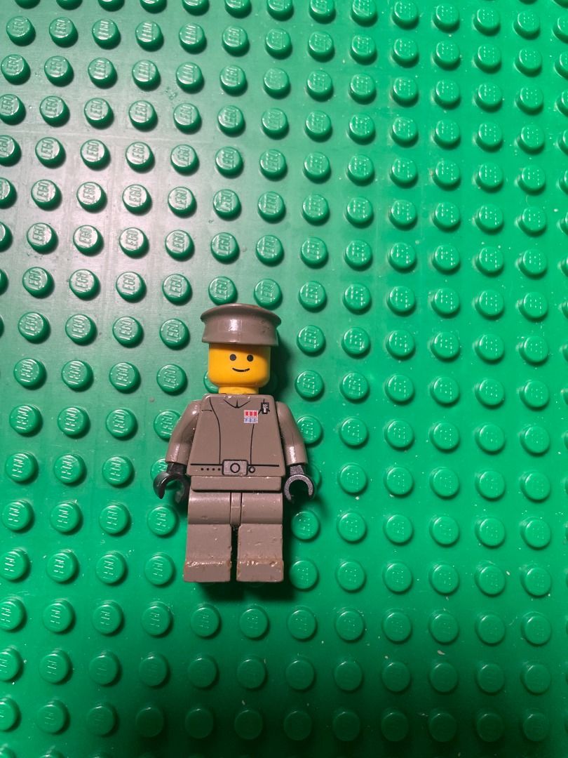 Lego Imperial Officer (Captain / Commandant / Commander) - Police Cap ...