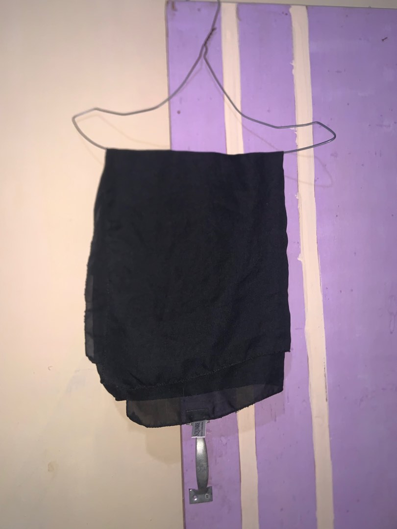 Segiempat bella square hitam, Fesyen Wanita, Pakaian Wanita, Lainnya di ...