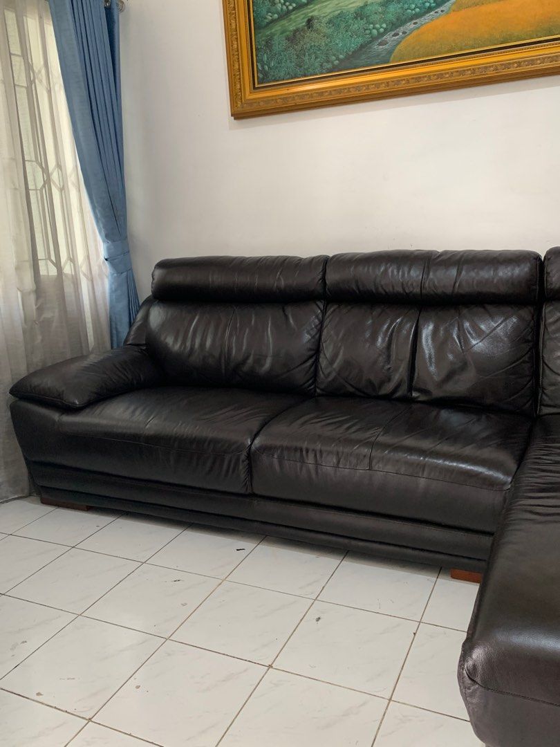 Sofa L Casamia Italian Leather genuine ( kulit sapi ), Perabotan Rumah ...