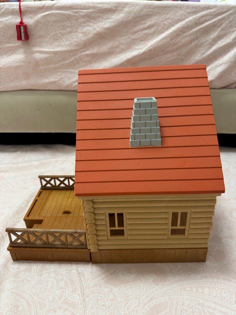 Sylvanian Log Cabin House, Hobbies & Toys, Toys & Games on Carousell