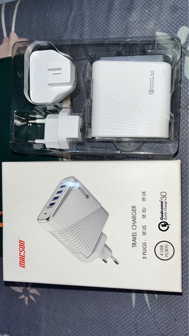 Travel Charger 200 Charger 4 USB Port Quick Charge Output 3.4 A ...