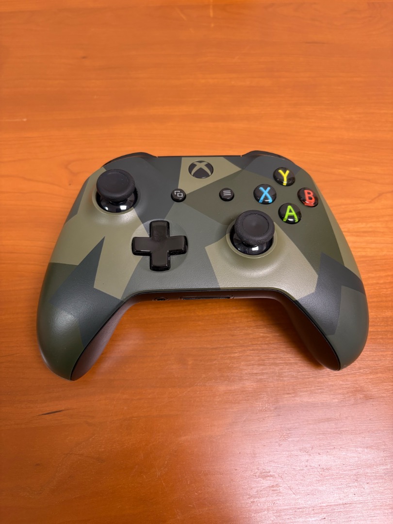 Xbox One 無綫藍牙手掣 Bluetooth Controller 迷彩配色, 電子遊戲, 遊戲機配件, 手掣 - Carousell