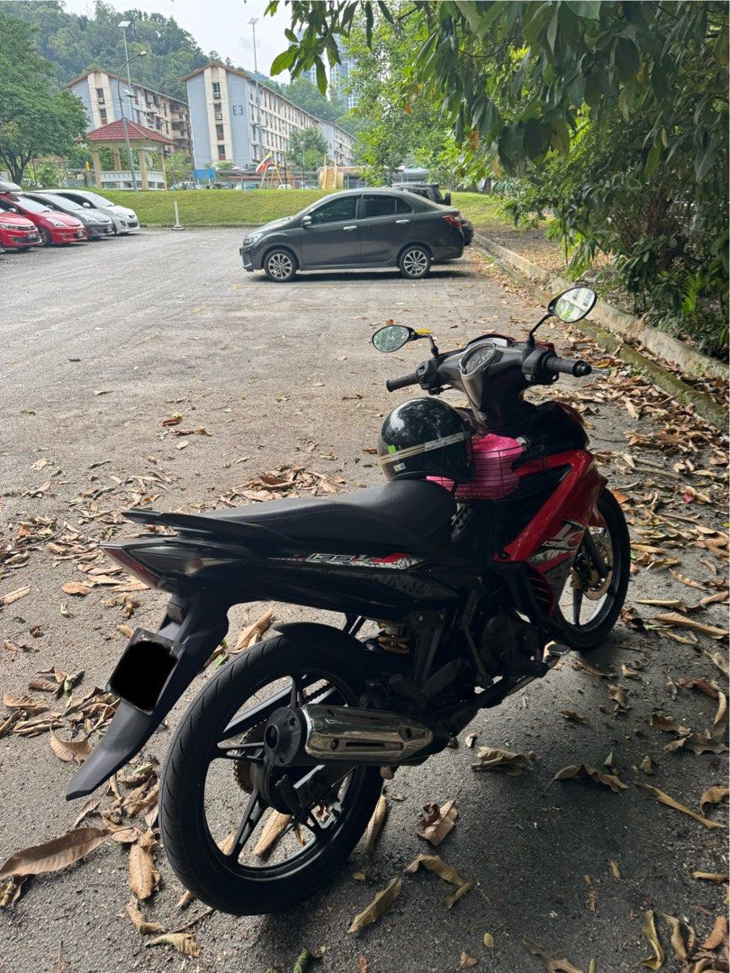 YAMAHA LC V2, Motorbikes on Carousell