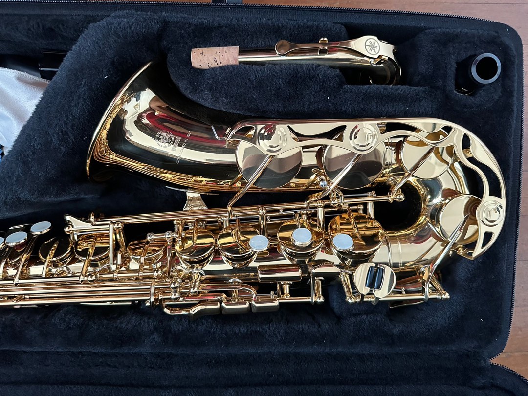 Yamaha YAS-280 Eb Student Alto Saxophone, Hobbies & Toys, Musical ...
