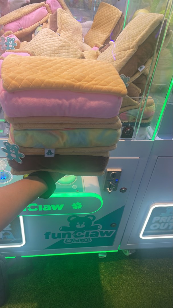 Funclaw sg60 ice cream, Hobbies & Toys, Toys & Games on Carousell