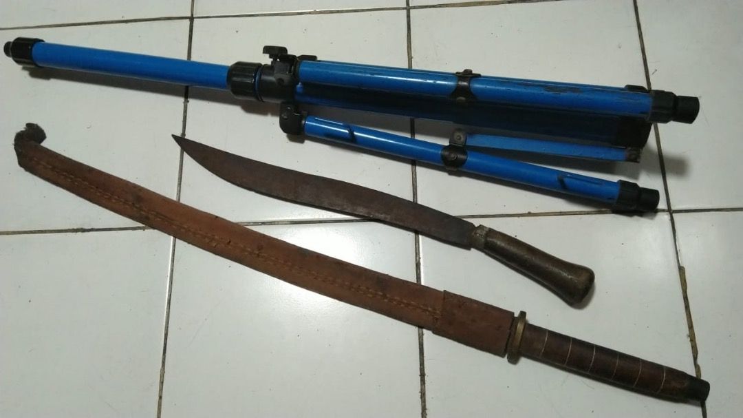 Japanese Katana + Gulok (Itak) + FREEBIE, Everything Else, Others on ...