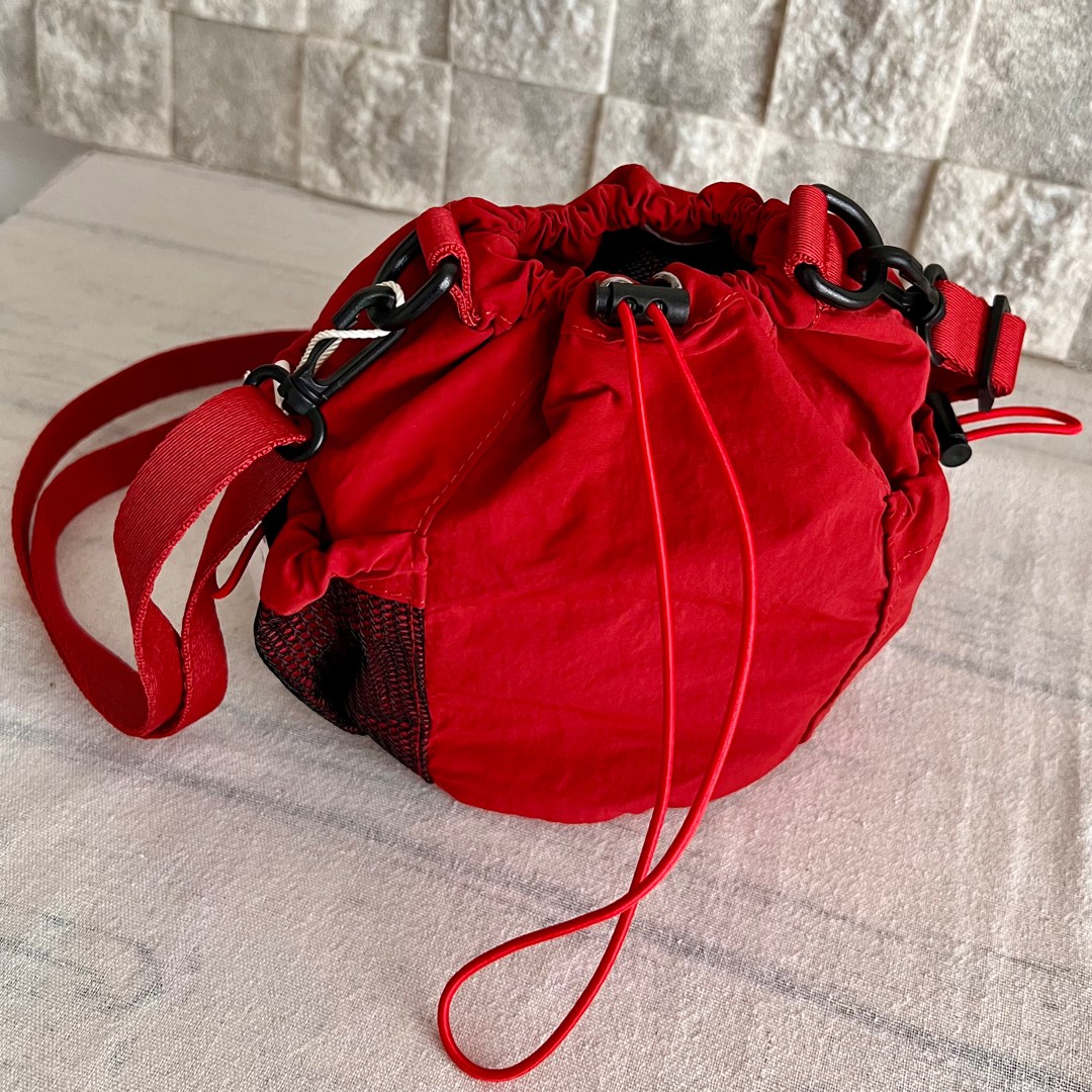 Mini Red Bucket Bag Crossbody Bag, Women's Fashion, Bags & Wallets ...