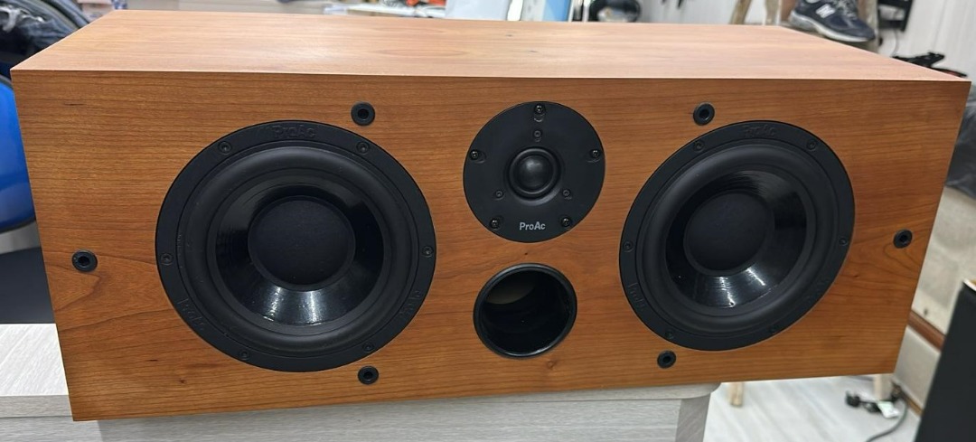 ProAc Response D Monitor Center, 音響器材, Soundbar、揚聲器、藍牙喇叭、耳擴 - Carousell