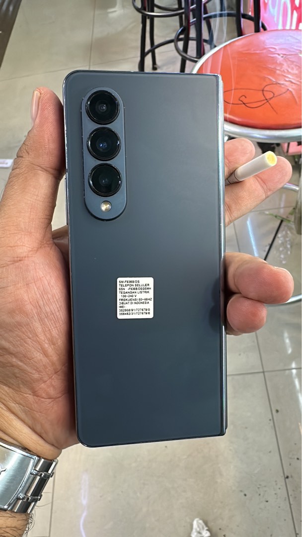 Samsung Z Fold 4 Memory 512GB seken garansi resmi sein indonesia full ...