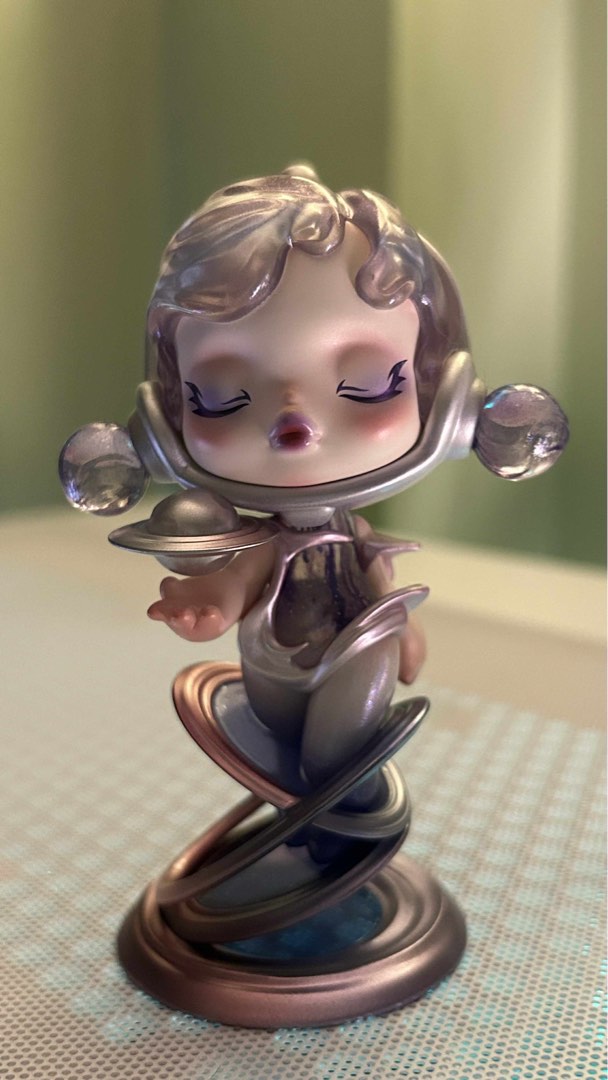 Skullpanda Huawei Figure & The Outsider, Hobbies & Toys, Toys & Games ...