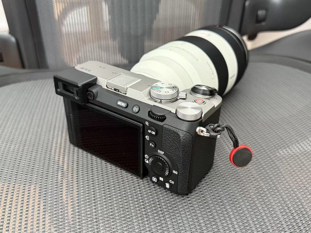 Sony a7c II with lens 70-200 f/4, Photography, Cameras on Carousell