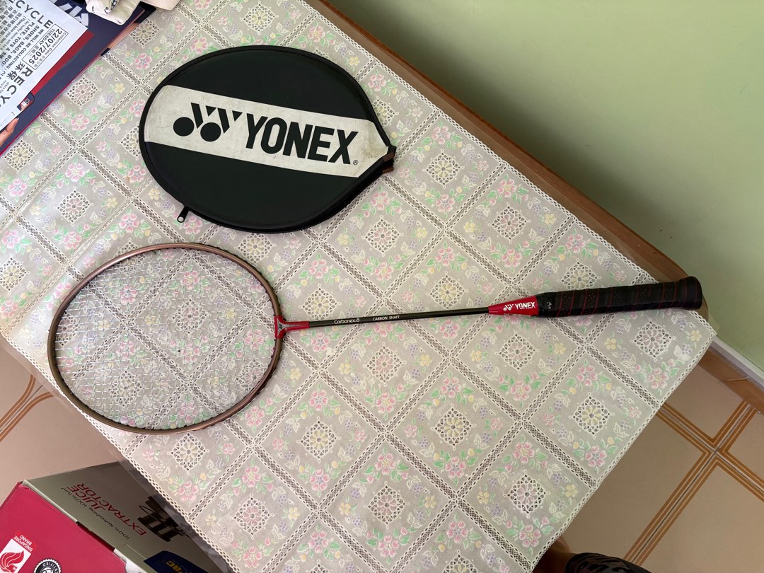 Yonex Carbonex 8 Badminton Racket with Cover, Sports Equipment, Sports ...