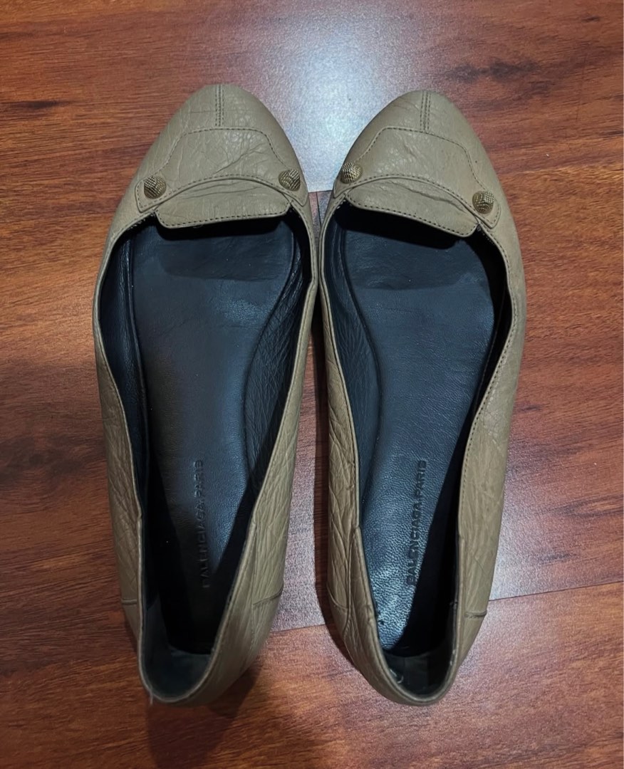 Balenciaga shoes, Fesyen Wanita, Sepatu di Carousell