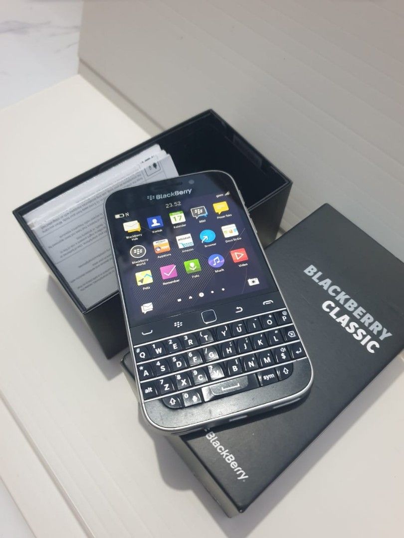 BlackBerry Q20 Classic original, Telepon Seluler & Tablet, Ponsel ...
