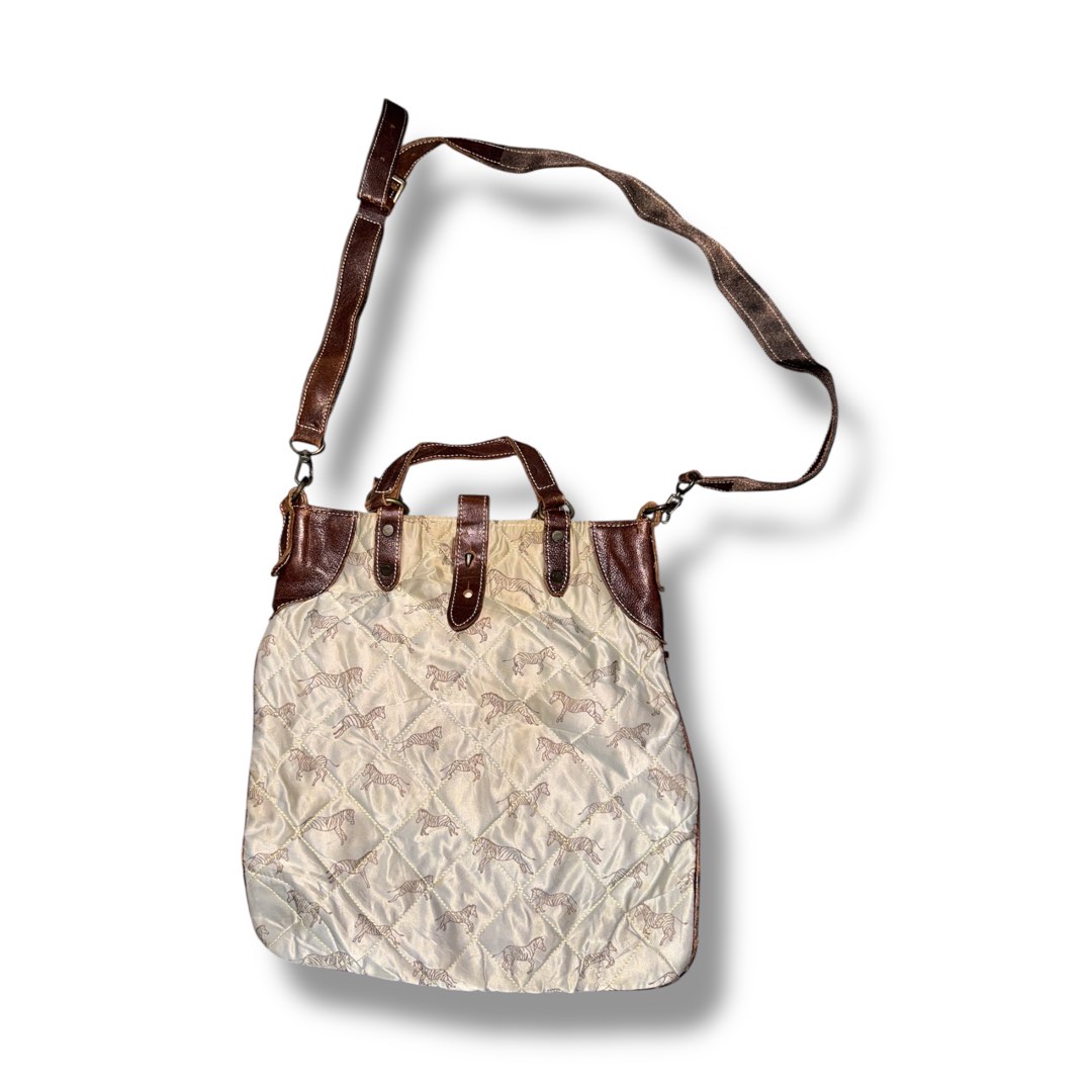 CALEN BLOSSO MADE IN JAPAN SLING BAG, Women's Fashion, Bags & Wallets ...