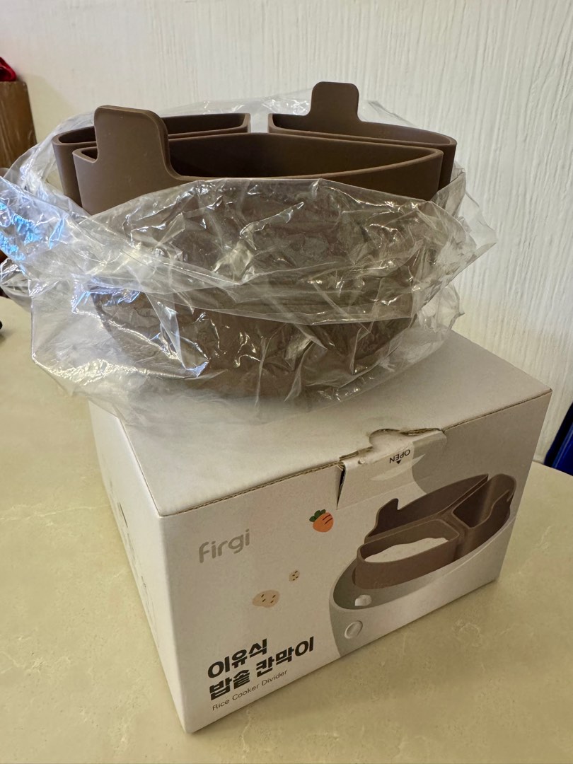 Firgi rice cooker divider silicon, Furniture & Home Living, Kitchenware ...